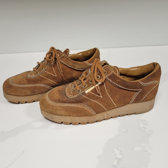 Vintage | Shoes | Rare 7s Suede Shoes Platform Heel Back Tracks Retro ...